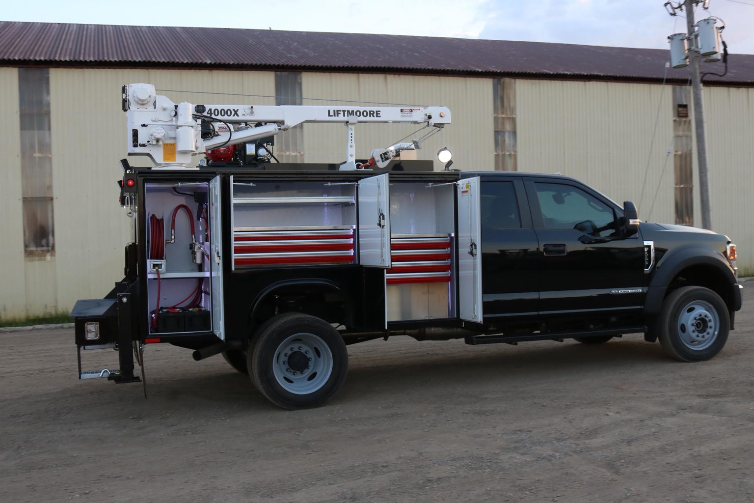 Commercial Vehicle Outfitters Since 1979 | Raytel Fleet Outfitters