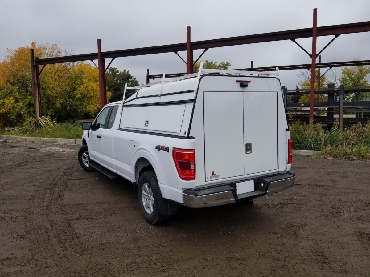 Truck Outfitters | Flat Decks, Service Bodies, Crane Truck