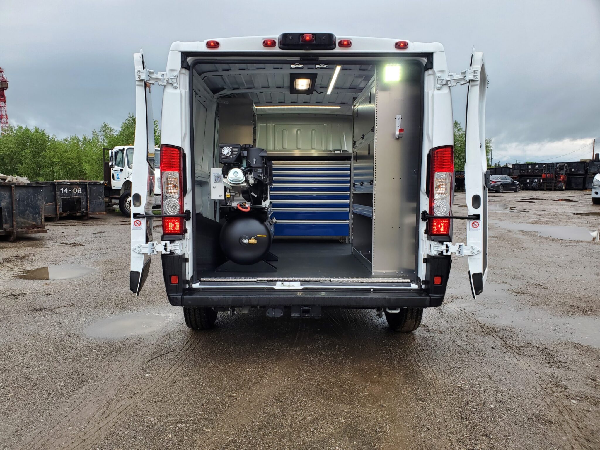 Commercial Van & Truck Equipment | Van Shelving, Flat Decks & More